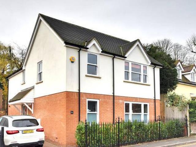 3 bedroom detached house for sale in Station Road Sawbridgeworth CM21