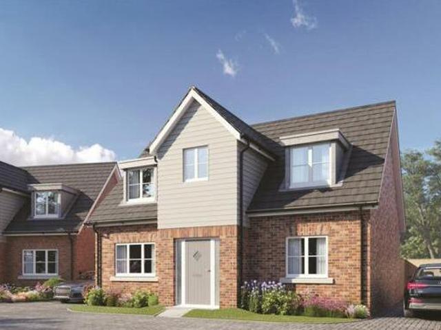 3 Bedroom Detached House For Sale In Station Road