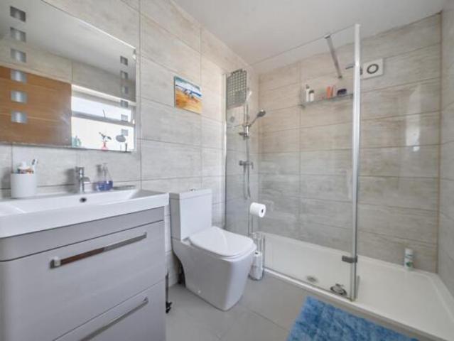 3 bedroom detached house for sale in Staunton Road, Headington, OX3