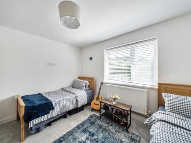 3 bedroom detached house for sale in Staunton Road, Headington, Oxford, OX3