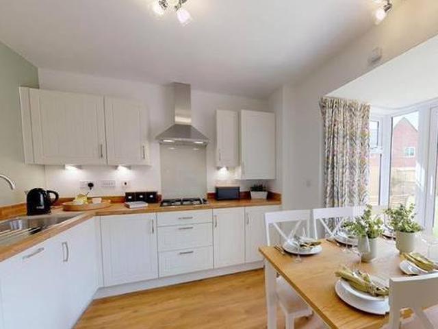 3 bedroom detached house for sale in Stockton Road Long Itchington CV47 CV47