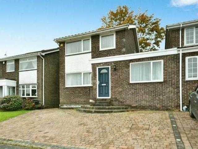 3 Bedroom Detached House For Sale In Stockport, Cheshire
