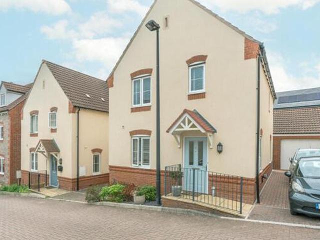 3 Bedroom Detached House For Sale In Stoke Gifford