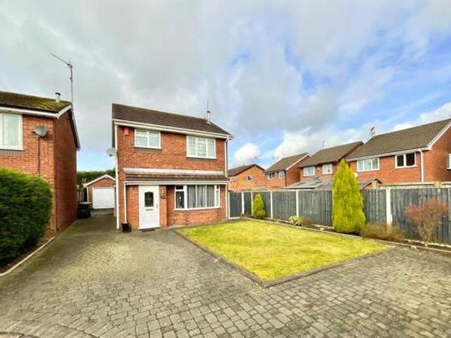 3 Bedroom Detached House For Sale In Stoke on trent
