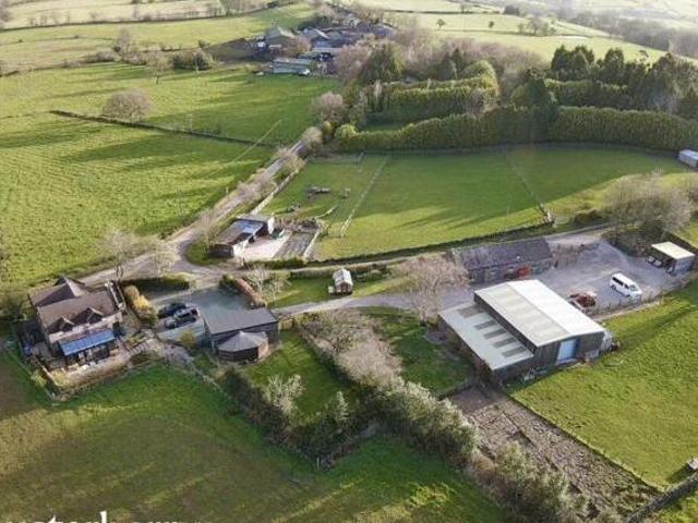 3 Bedroom Detached House For Sale In Stoke on trent, Staffordshire