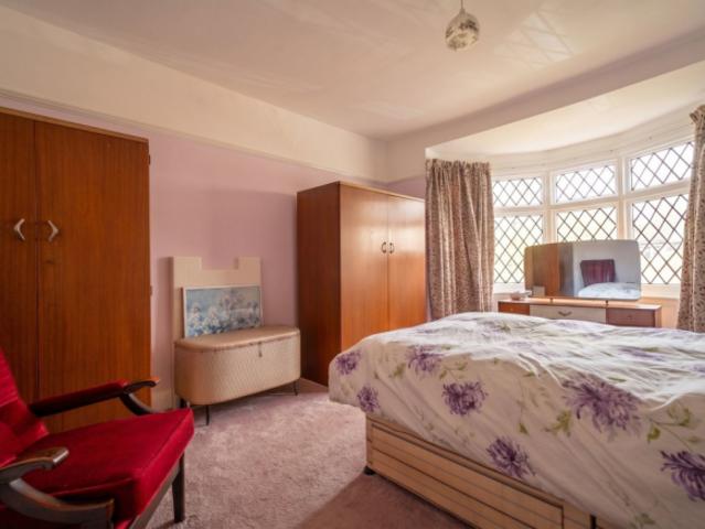3 bedroom detached house for sale in Stonerwood Avenue, Hall Green, B28