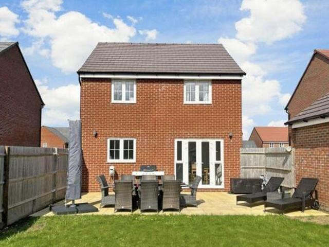 3 Bedroom Detached House For Sale In Storrington