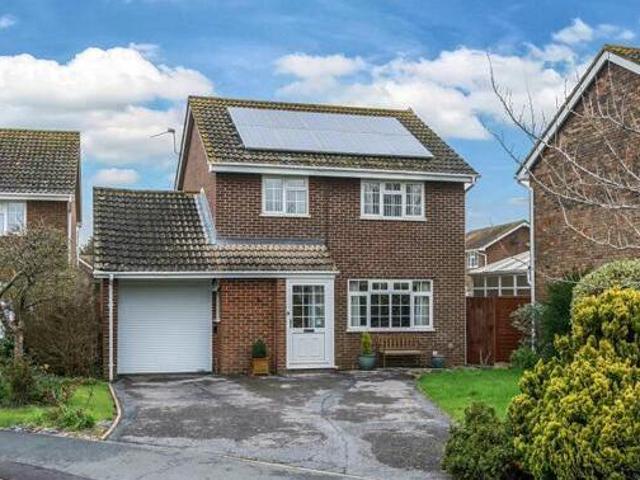 3 Bedroom Detached House For Sale In Storrington