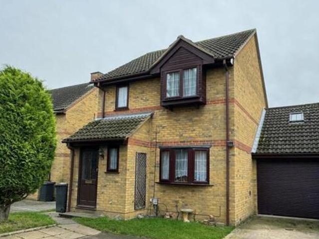 3 Bedroom Detached House For Sale In Stotfold, Hitchin