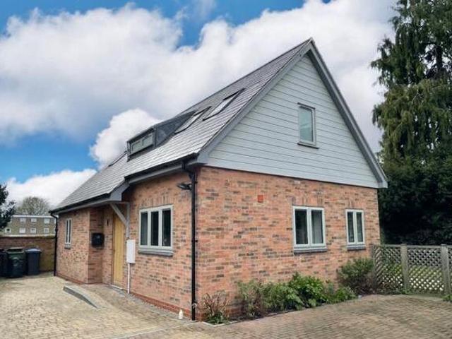 3 Bedroom Detached House For Sale In Stratford upon avon, Warwickshire