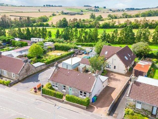 3 Bedroom Detached House For Sale In Strathkinness