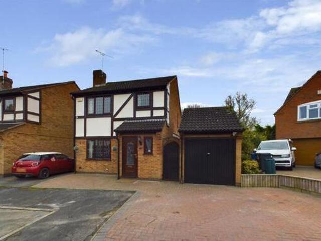 3 Bedroom Detached House For Sale In Stretton