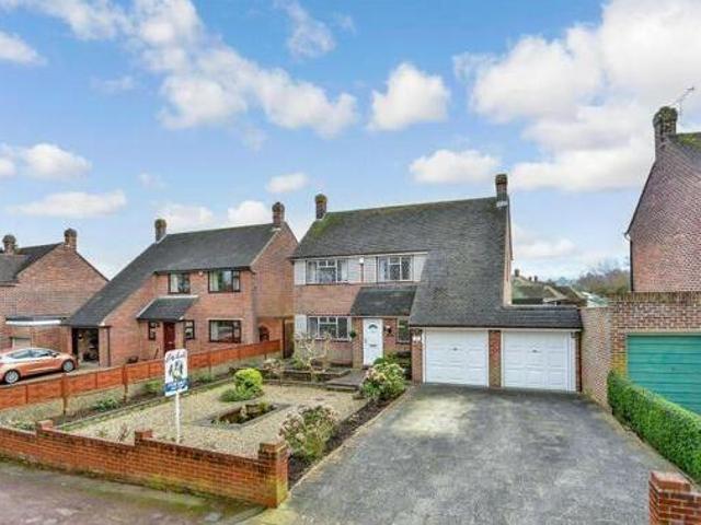 3 Bedroom Detached House For Sale In Strood, Rochester