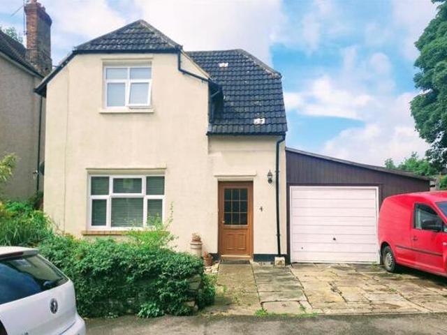 3 Bedroom Detached House For Sale In Strood