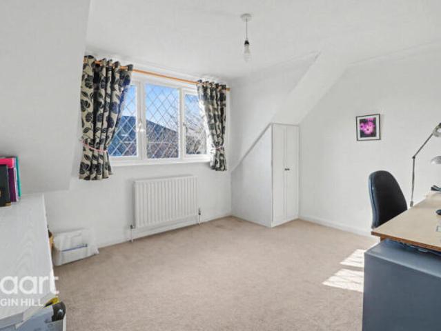 3 bedroom detached house for sale in Sutherland Avenue, Biggin Hill, TN16