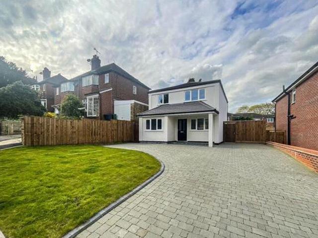 3 Bedroom Detached House For Sale In Sutton Coldfield, Warwickshire