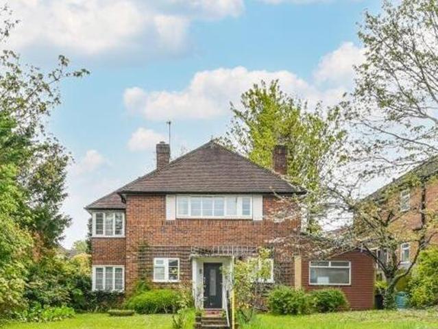 3 Bedroom Detached House For Sale In Sutton, Surrey