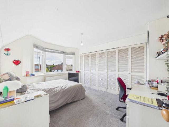3 bedroom detached house for sale in Sunningdale Road, Worthing, BN13 2NG, BN13
