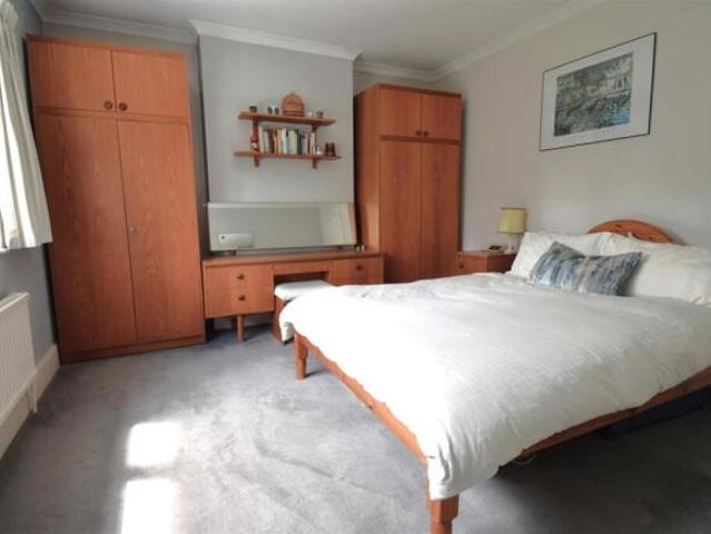 3 bedroom detached house for sale in Superbly located and offered with no chain, The Dell, BS9