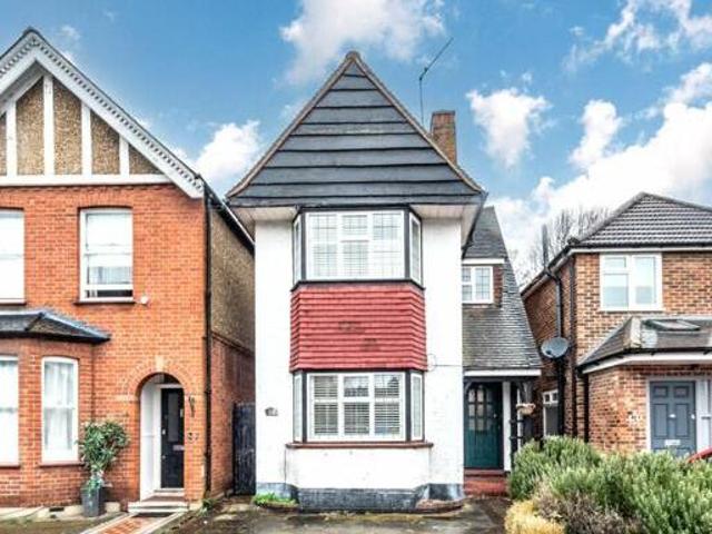 3 Bedroom Detached House For Sale In Surbiton