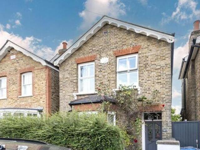 3 Bedroom Detached House For Sale In Surbiton