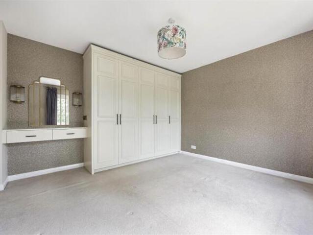 3 bedroom detached house for sale in Surley Row, Emmer Green, Reading, RG4