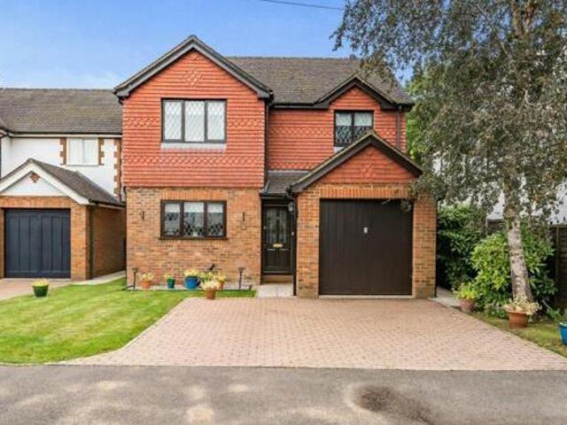 3 Bedroom Detached House For Sale In Surrey