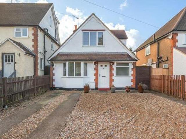 3 Bedroom Detached House For Sale In Surrey