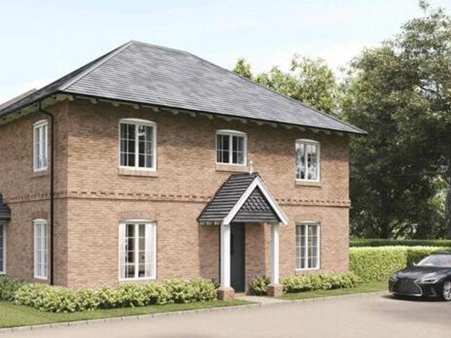 3 Bedroom Detached House For Sale In Surrey