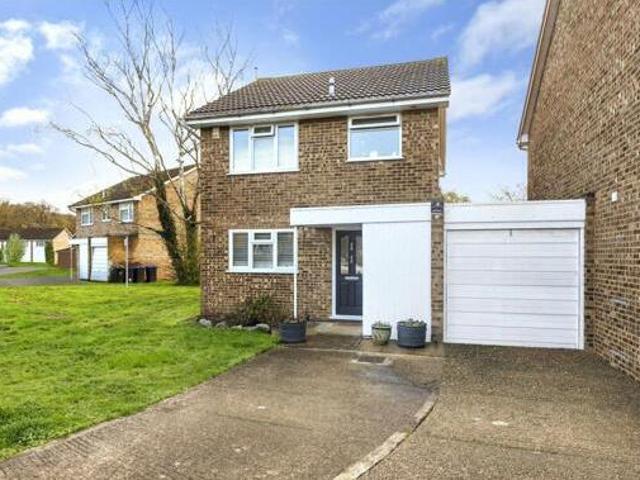 3 Bedroom Detached House For Sale In Surrey