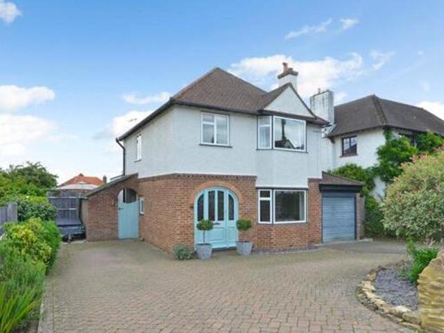 3 Bedroom Detached House For Sale In Surrey