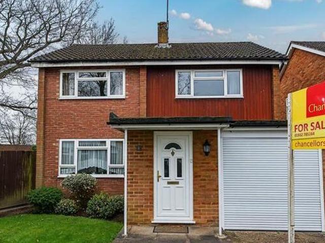 3 Bedroom Detached House For Sale In Surrey