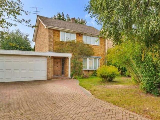 3 Bedroom Detached House For Sale In Surrey