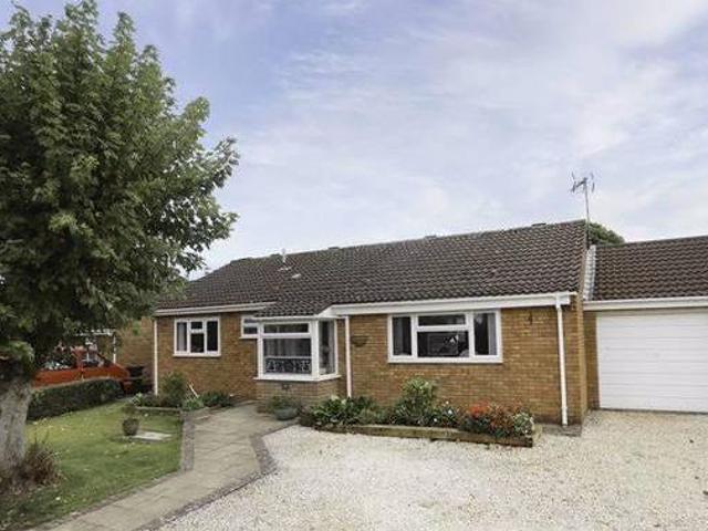 3 bedroom detached house for sale in Swains Lane Wellington TA21