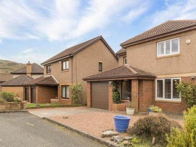 3 Bedroom Detached House For Sale In Swanston