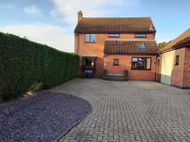 3 Bedroom Detached House For Sale In Swinderby