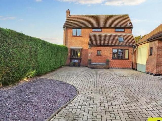 3 Bedroom Detached House For Sale In Swinderby