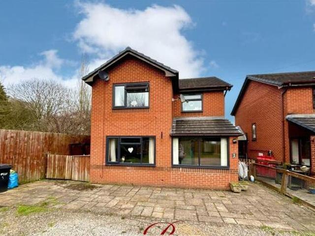 3 Bedroom Detached House For Sale In Pontybodkin