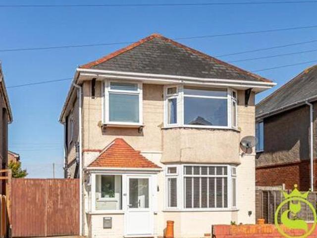 3 Bedroom Detached House For Sale In Poole