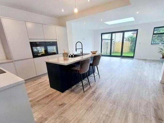 3 Bedroom Detached House For Sale In Poole, Dorset