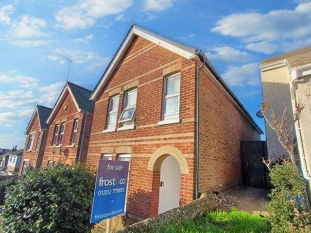 3 Bedroom Detached House For Sale In Poole, Dorset