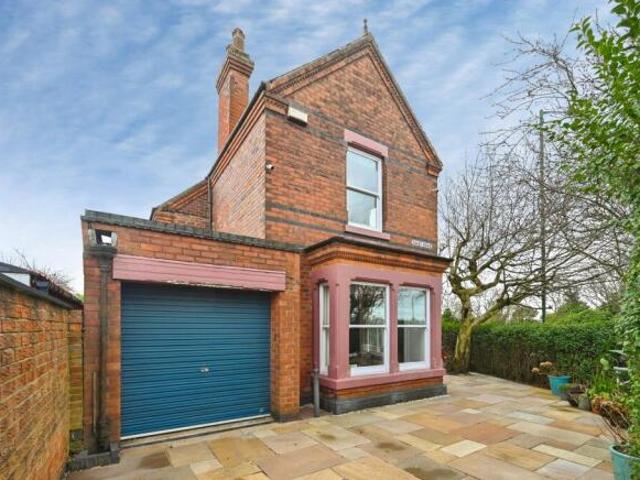 3 bedroom detached house for sale in Porchester Road, Nottingham, NG3