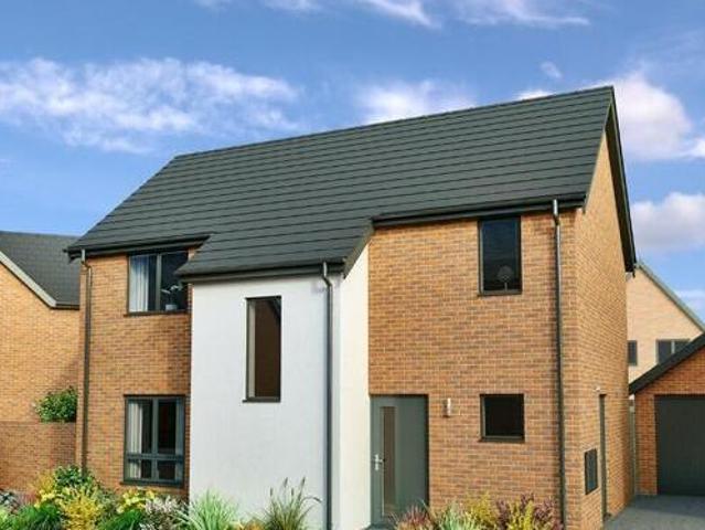 3 Bedroom Detached House For Sale In Poringland