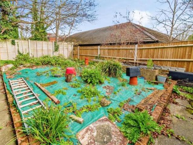 3 bedroom detached house for sale in Portswood Road, Southampton, Hampshire, SO17
