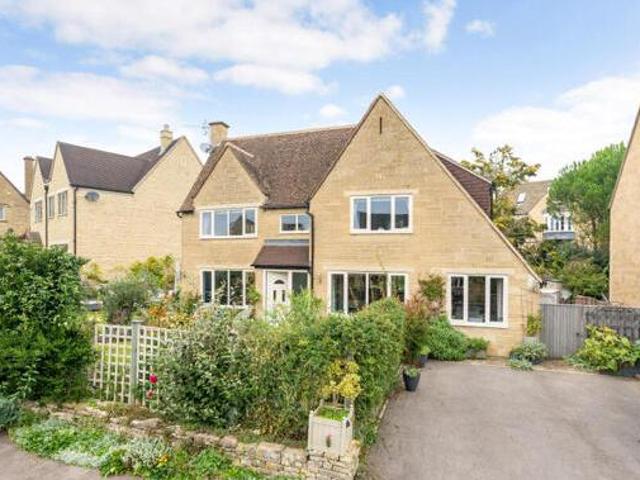 3 Bedroom Detached House For Sale In Painswick