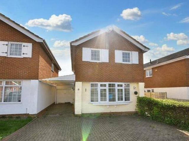 3 Bedroom Detached House For Sale In Parklands