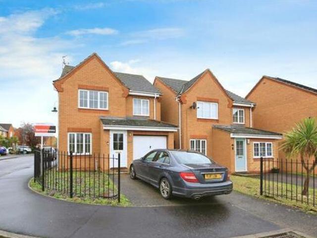 3 Bedroom Detached House For Sale In Peterborough, Cambridgeshire