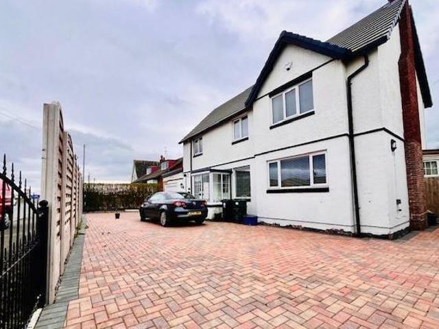 3 Bedroom Detached House For Sale In Pensarn