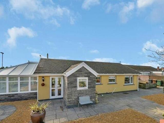 3 Bedroom Detached House For Sale In Pentwyn Crumlin