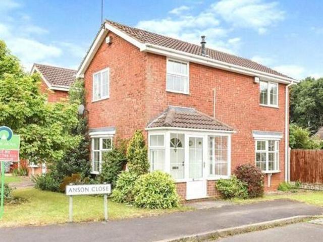 3 Bedroom Detached House For Sale In Perton Wolverhampton, Staffordshire